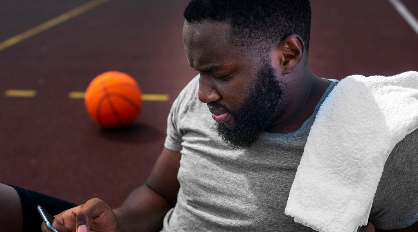 Basketball Recovery: How NBA Stars Heal After Intense Games - 4moles.com